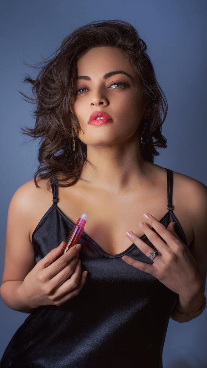 sneha ullal current