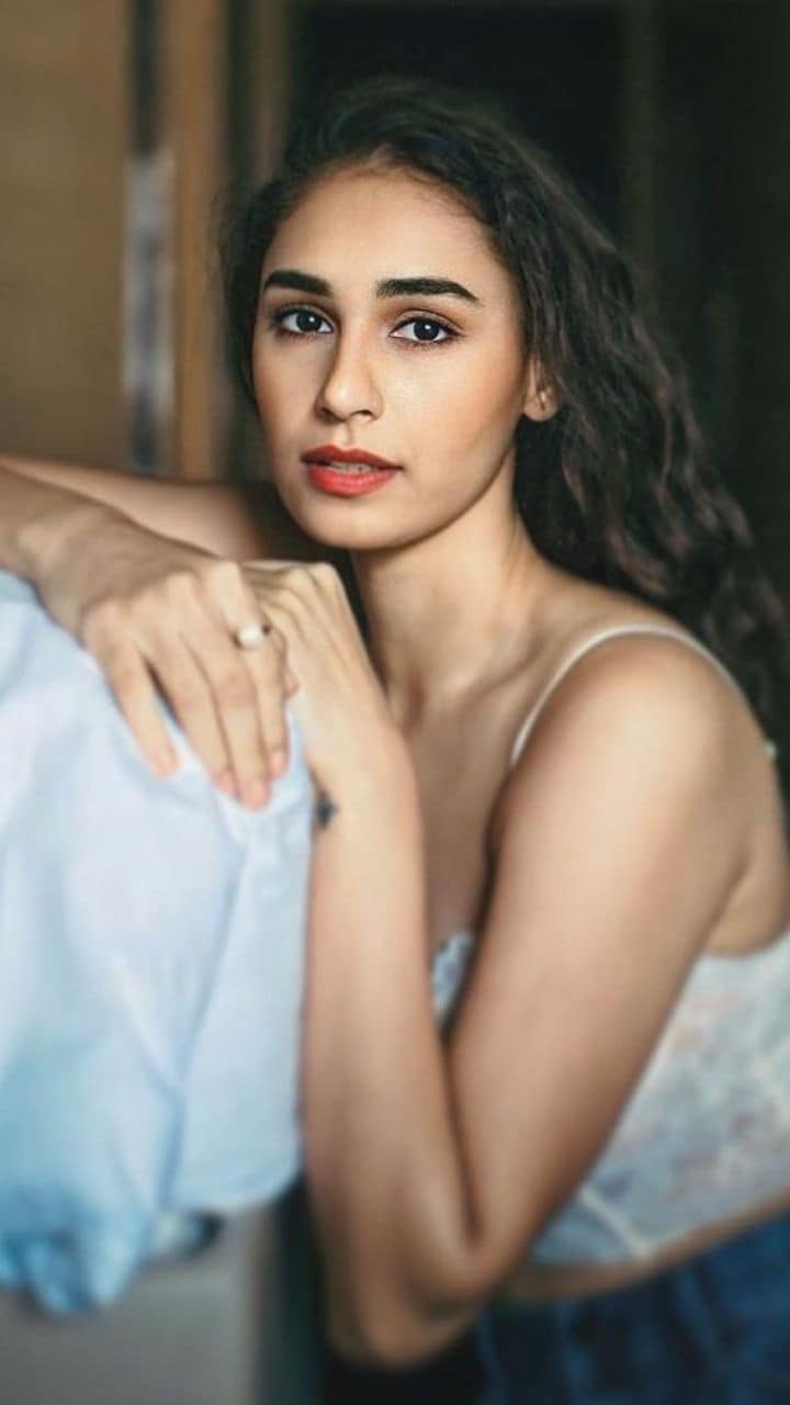 ഹസ്‌ലീൻ കൗർ | Hasleen Kaur | Web Stories | Manorama Online