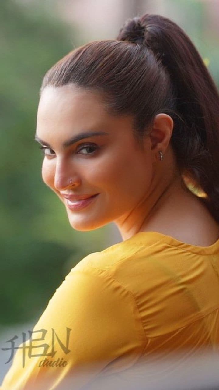 നാദിയ ഹുസൈൻ | Nadia Hussain | Web Stories | Manorama Online