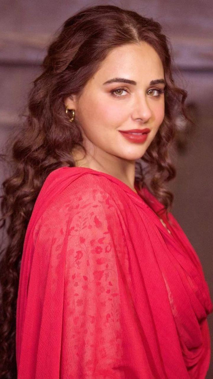 Mandy Takhar - മാൻഡി തഖർ | Web Stories | Manorama Online