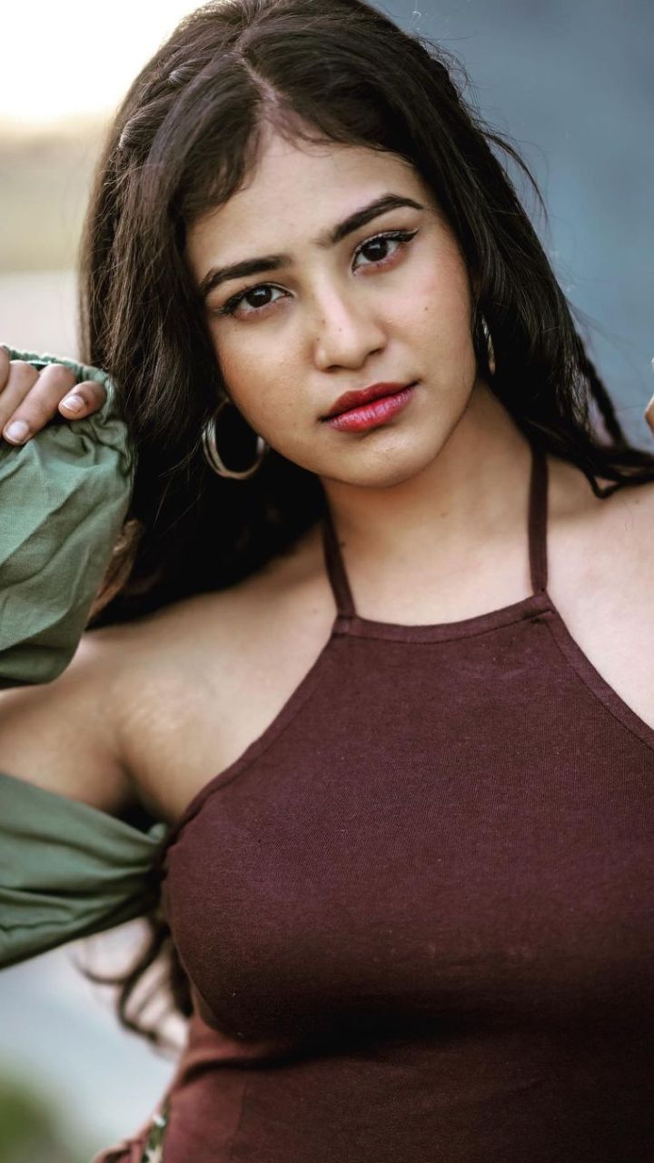 Yashna Chowdary - യഷ്‌ന ചൗധരി | Web Stories | Manorama Online