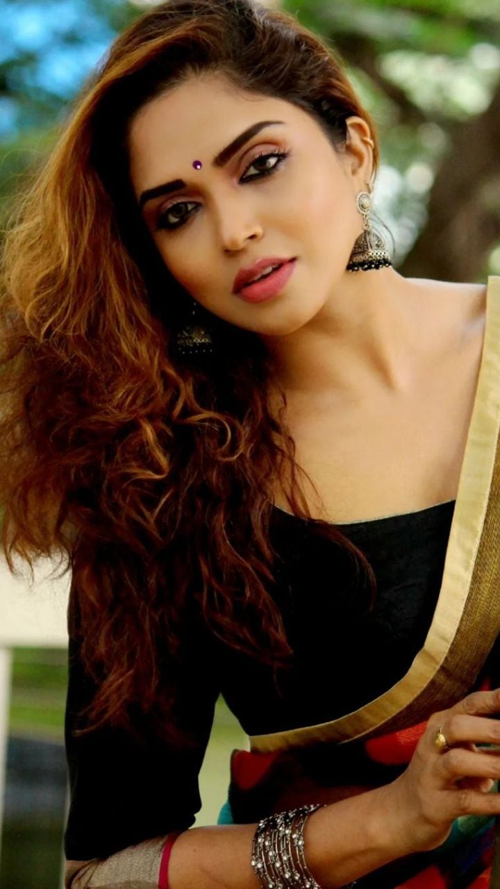 Karunya Chowdary | Web Stories | Manorama Online