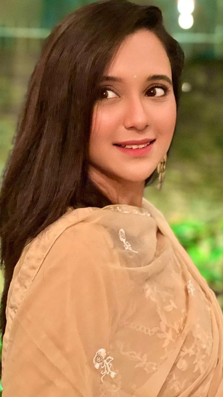 Sabila Nur's Instagram, Twitter & Facebook on IDCrawl