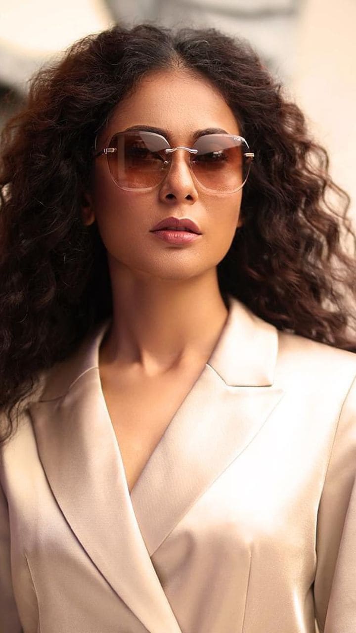 Ushoshi Sengupta | Web Stories | Manorama Online