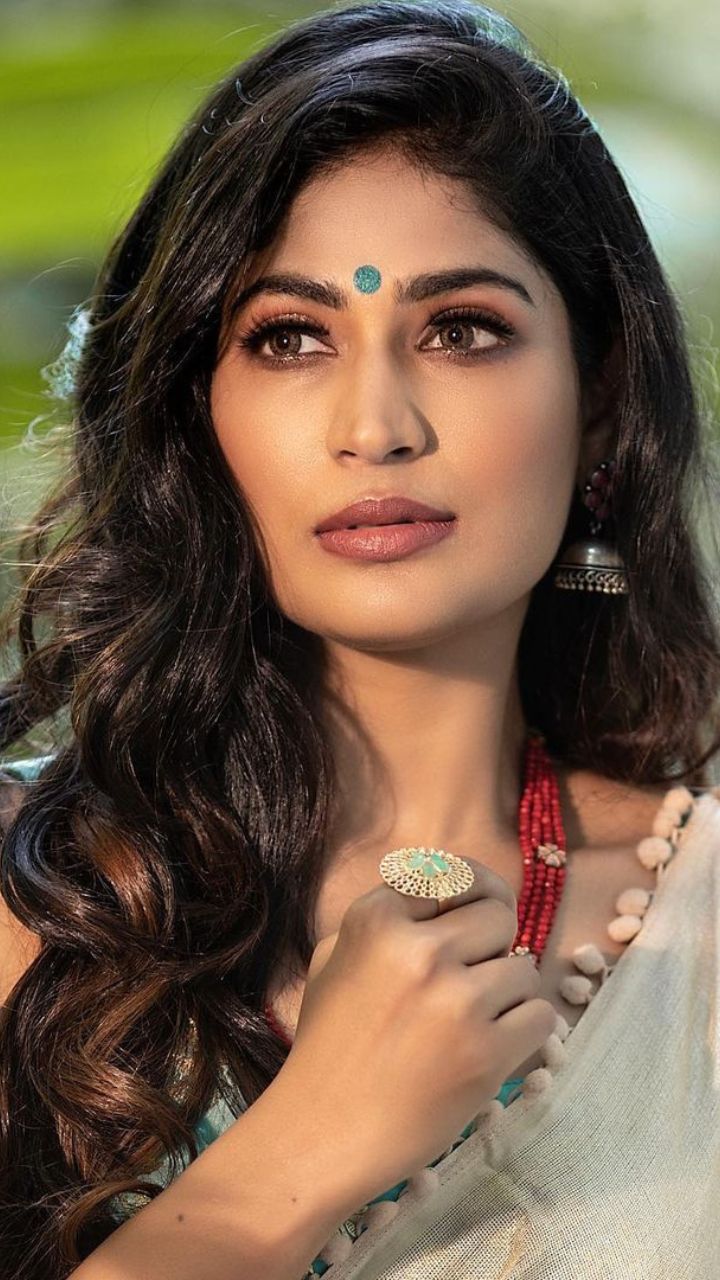 Tamil Actress Vijayalakshmi