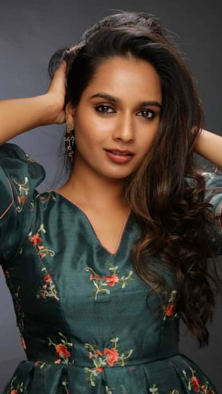 Anusha Ranganath's Instagram, Twitter & Facebook on IDCrawl