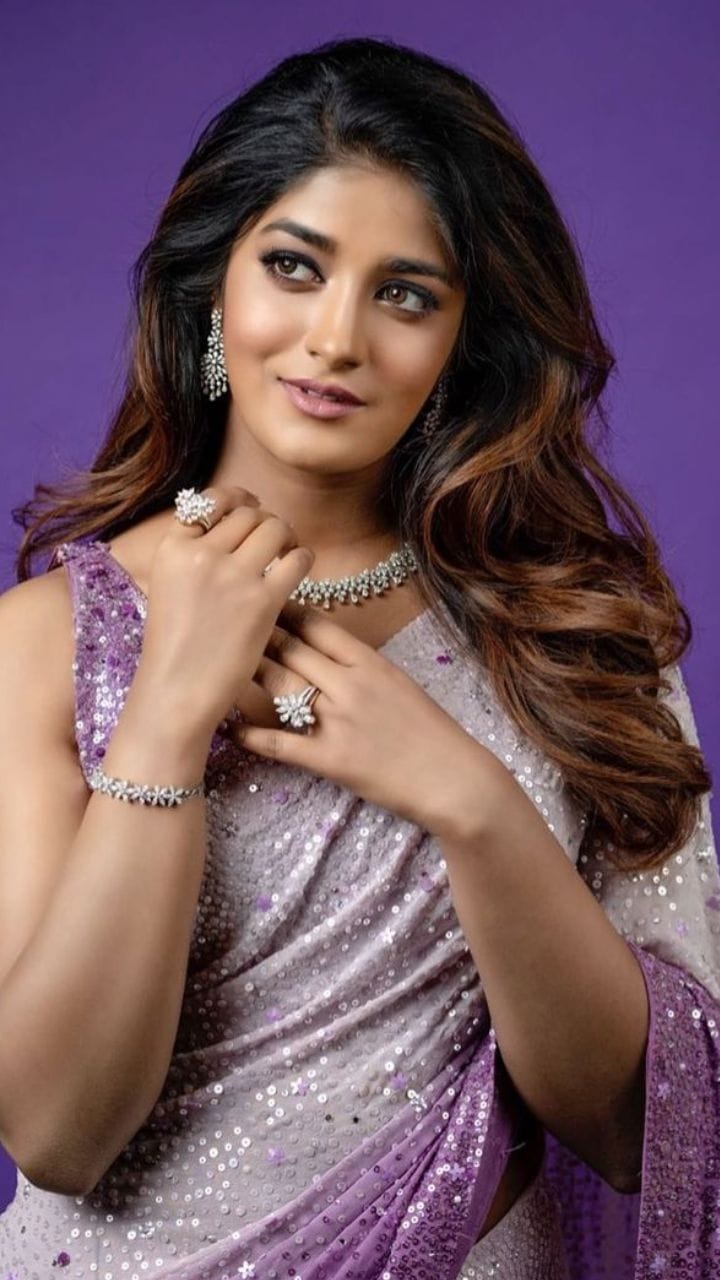 How Tall Is Dimple Hayathi | Height Comparison Tool