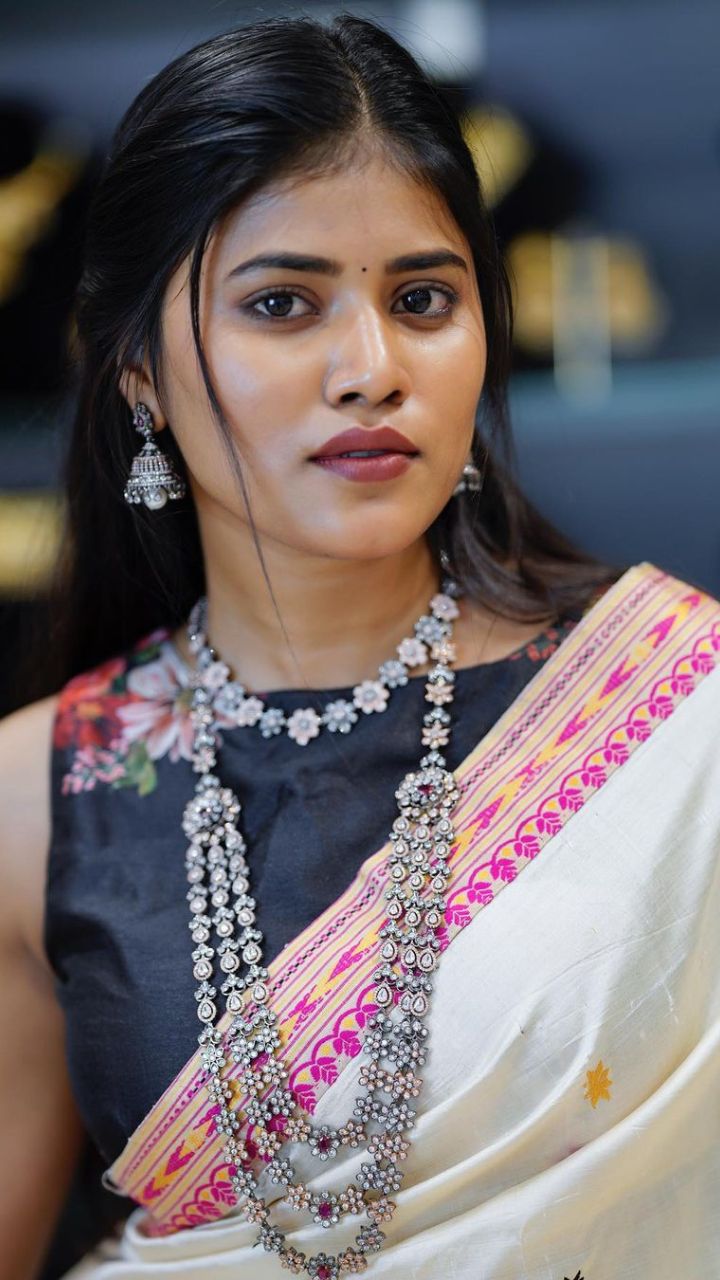 Saarya Laxman | Web Stories | Manorama Online