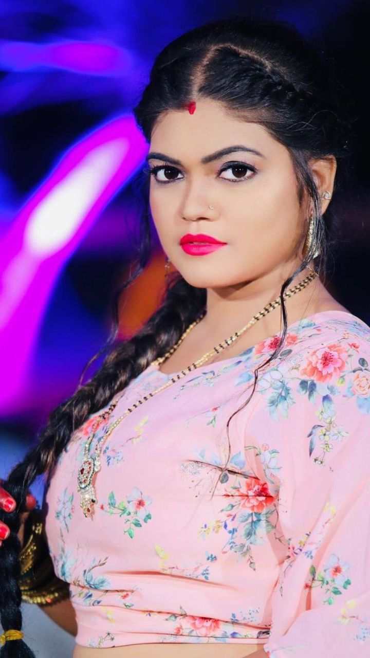 Nisha Dubey | Web Stories | Manorama Online