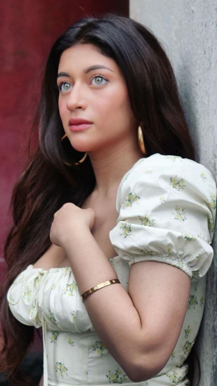 Simran Nerurkar | Web Stories | Manorama Online