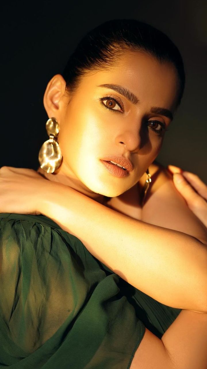 Calca Jeans Priya Bapat Priya Bapat | चुलबुली