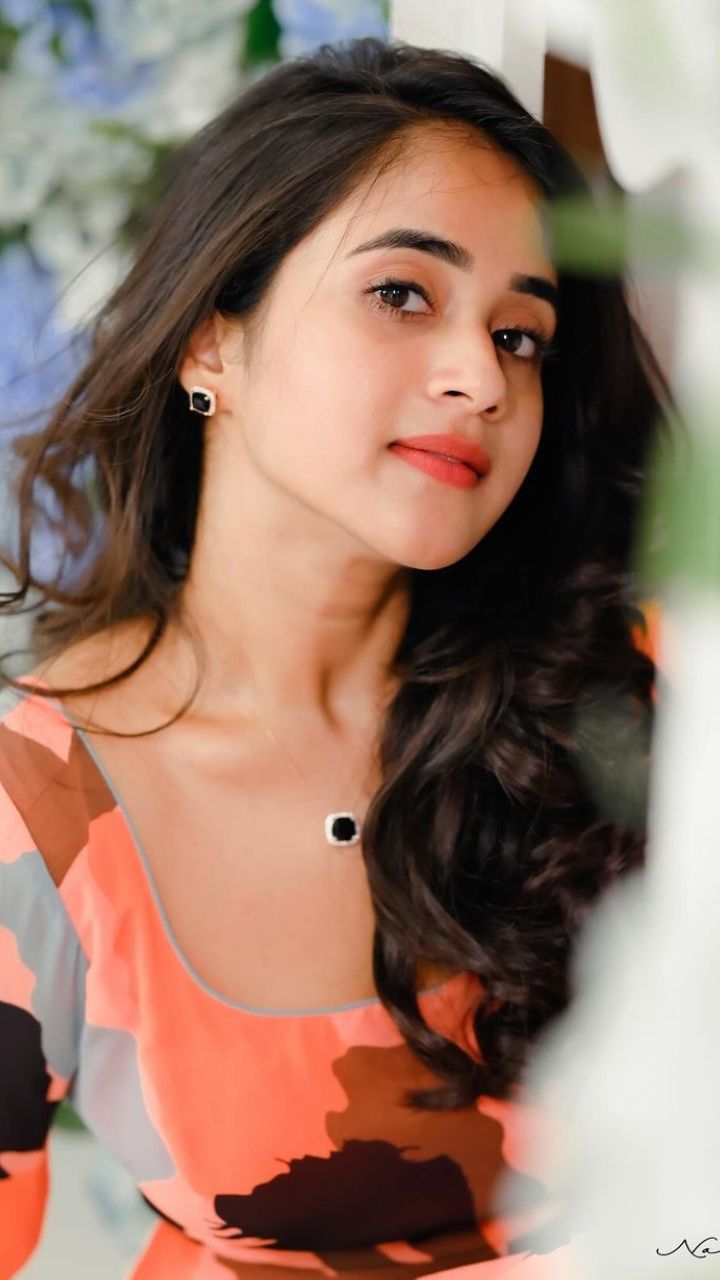 Sunaina Wallpapers 2024