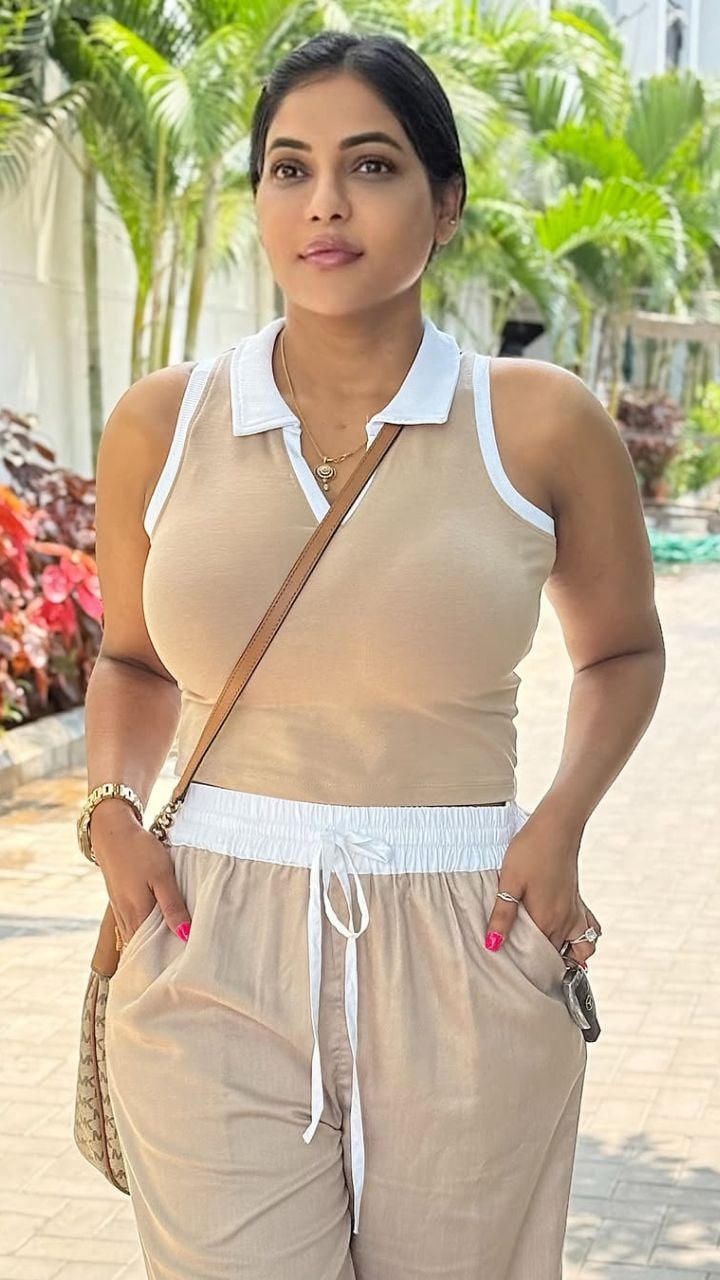 Reshma Pasupuleti Actress 60 Photos - Moonagedaydream.film