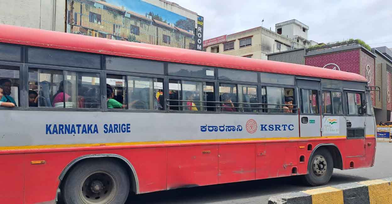 സൗജന്യ യാത്രയും സ്ത്രീ മുന്നേറ്റവും - Free Bus Travel | Women ...