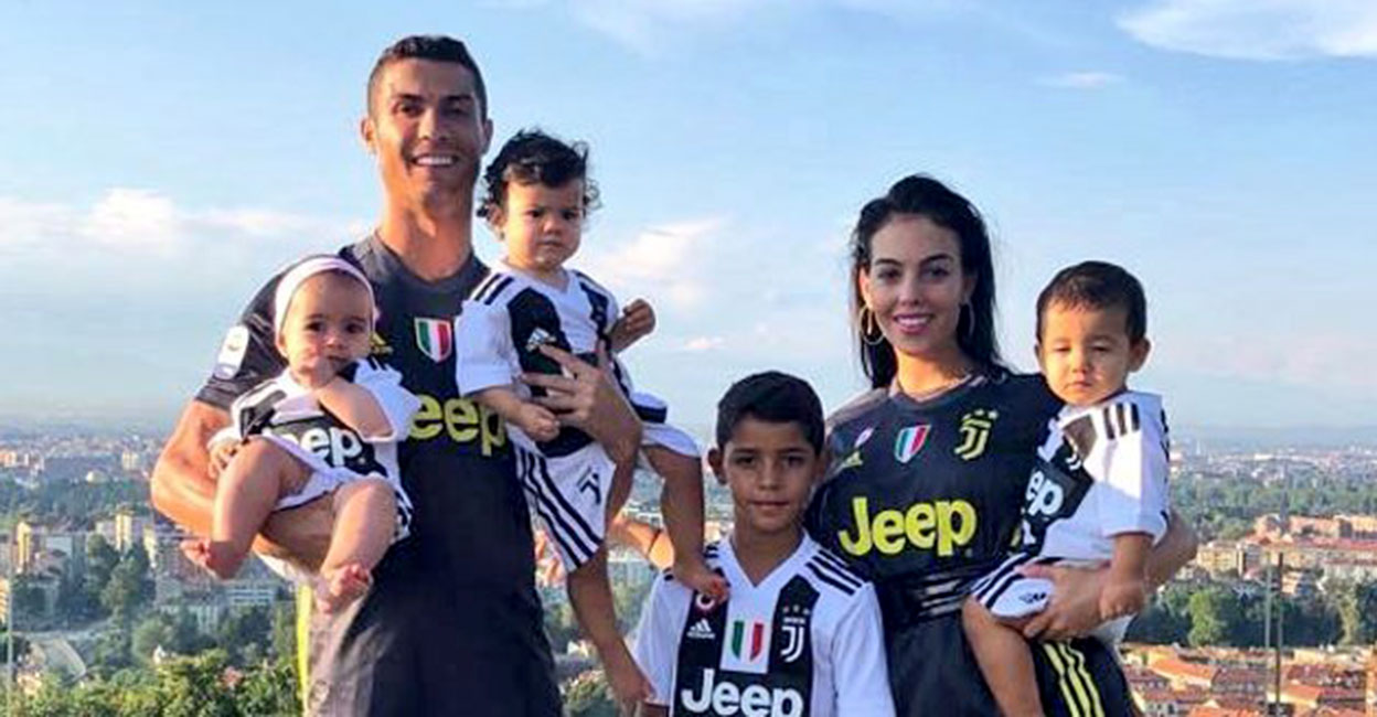 സെയിൽസ് ഗേളിൽ നിന്ന് റൊണാൾഡോയുടെ കാമുകി|cristiano ronaldo|women|foot ...